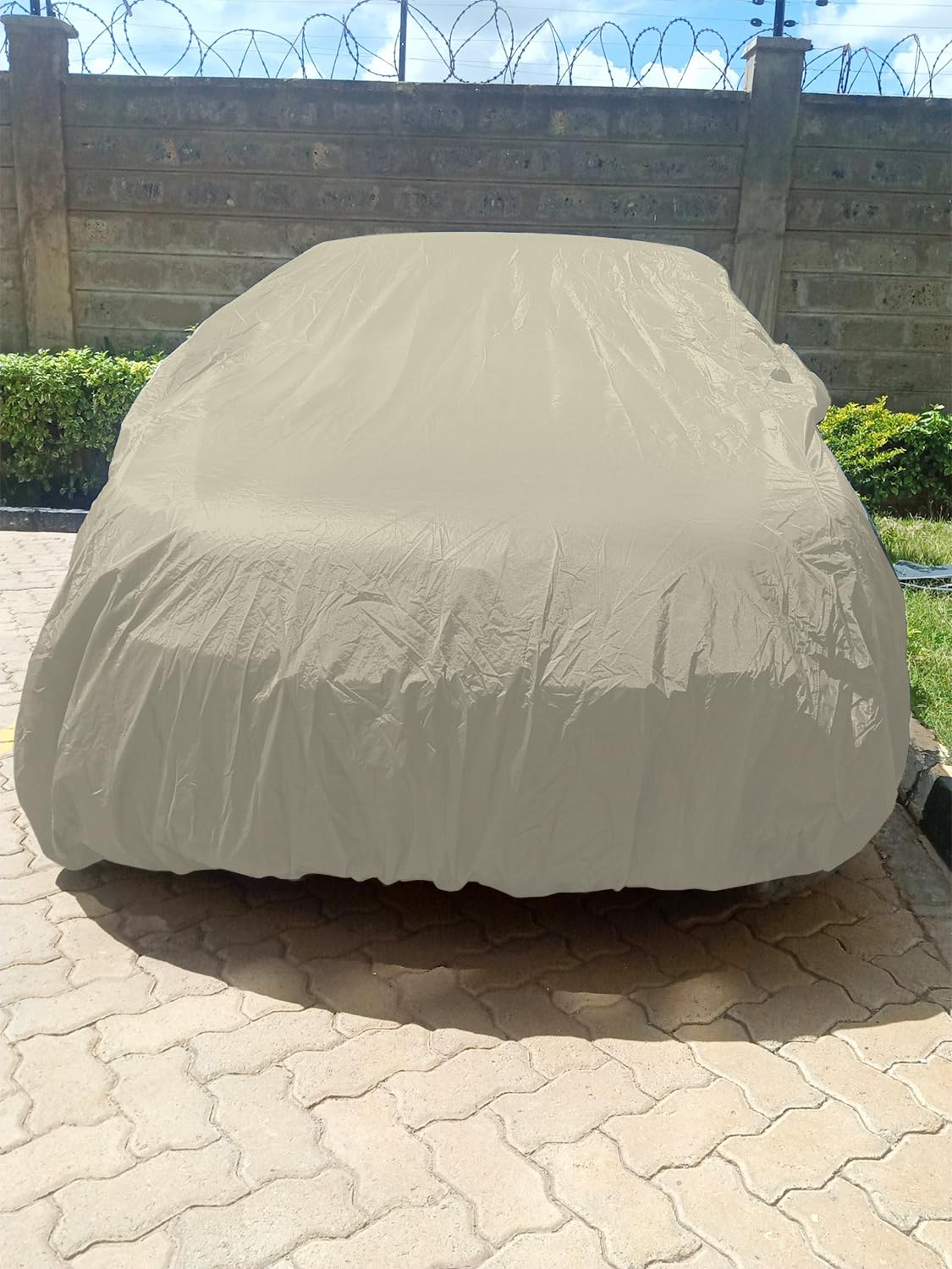 Bynbbur 11 FT Round Patio Furniture Cover Outdoor Table Chair Set Covers Car Cover Trampoline Cover Wire Rope Hemmed All Edges, Waterproof Cover for Outdoor Furniture Set (Beige)