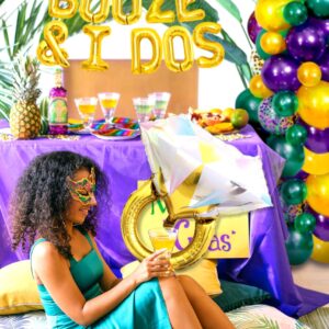 41 PCS Beads Booze & I Dos Balloons Sign Mardi Gras Party Decorations Mardi Gras Balloons New Orleans Bridal Shower Decorations Bachelorette Party Decorations