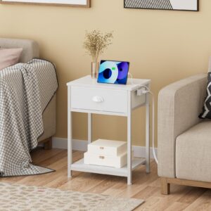 Furologee White Nightstands Set of 2 with Charging Station, Small Bed Side Table with Fabric Drawer for Small Spaces, 2 Tiers Storage Shelves End Table for Living Room, Bedroom, Dorm