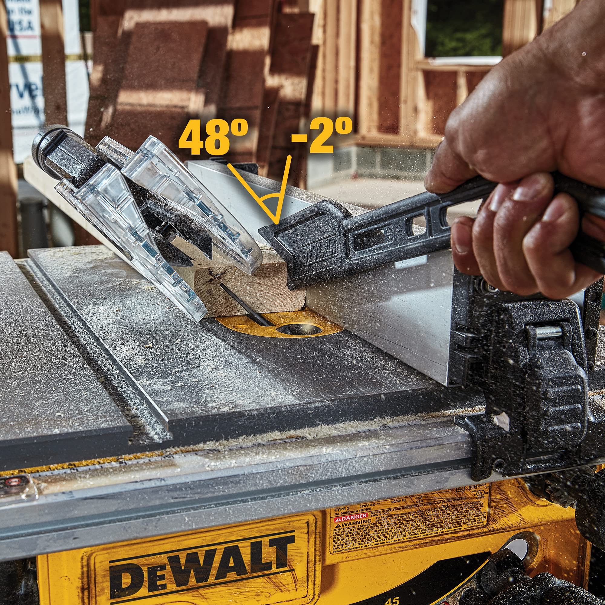 Dewalt DWE7485R 120V 15 Amp Compact 8-1/4 in. Corded Jobsite Table Saw (Renewed)