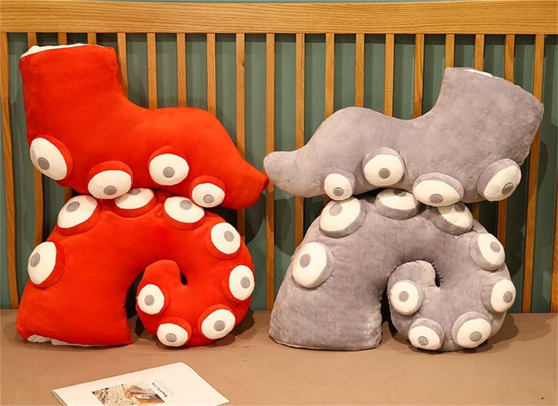 CZQAGCL Cute Octopus Pillow Funny Octopus Pillow Soft Sofa Bed Pillow Funny Bedroom Decoration Office Pillow (17.7in * 13.7in, Red)