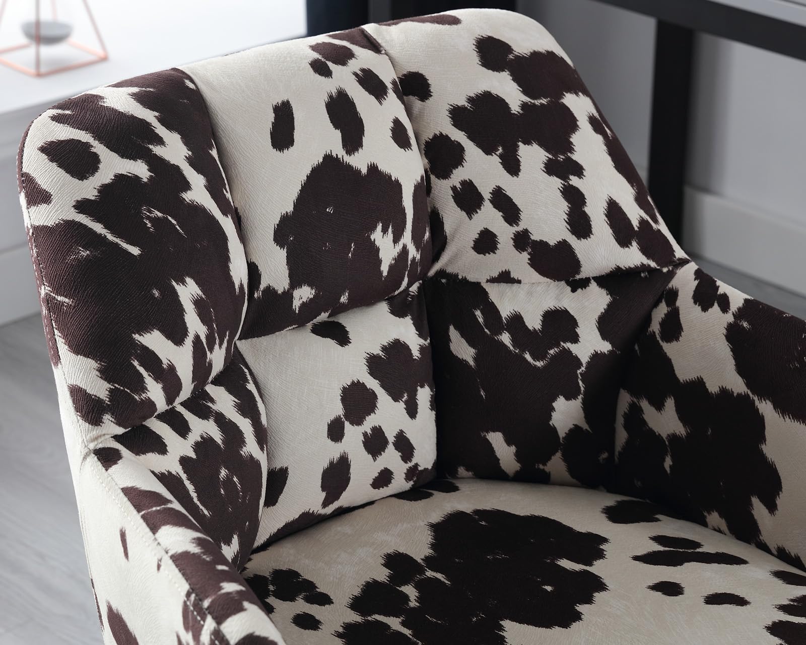 Modern Swivel Home Office Desk Chair with Wheels and Arms, Cow Print Velvet Height Adjustable Comfortable Ergonomic Upholstered Desk Chair, Wide Cute Cowhide Computer Armchair for Living Room Home