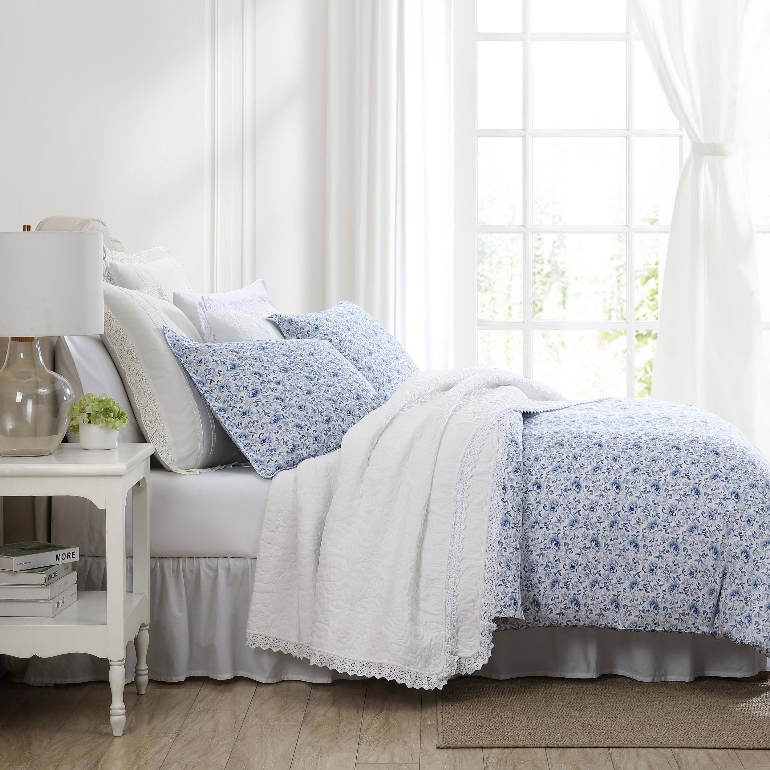 Laura Ashley - King Duvet Cover Set, Cotton Sateen Bedding with Matching Shams, Elegant & Silky-Smooth Home Decor (Lorelei Blue, King)