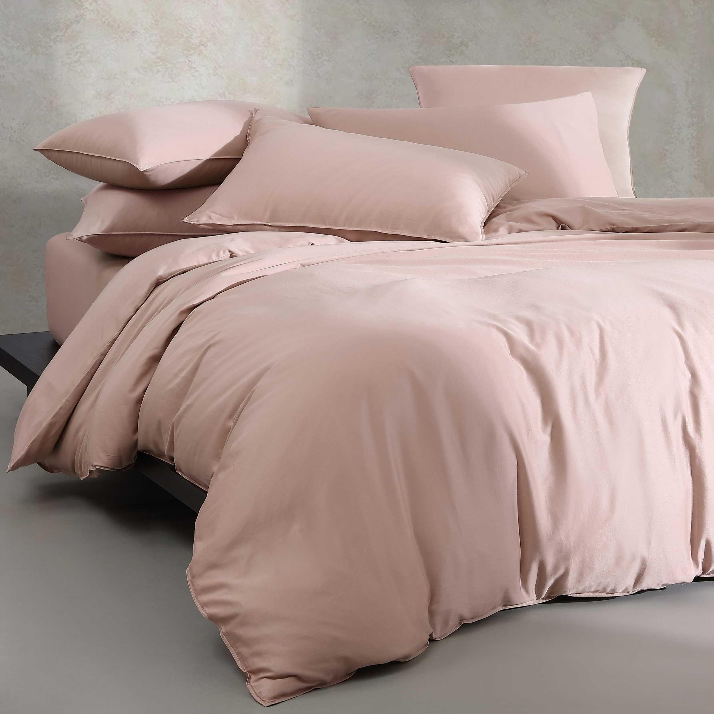 Calvin Klein - Queen Duvet Cover Set, Organic Cotton Sateen Bedding, Luxuriously Soft Home Decor, GOTS Certified (Organic Earth Clay Pink, Queen)