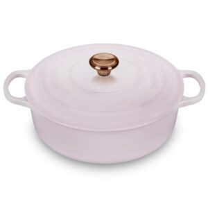 le creuset signature 6.75-quart round wide oven with copper knob - enameled cast iron (shallot)