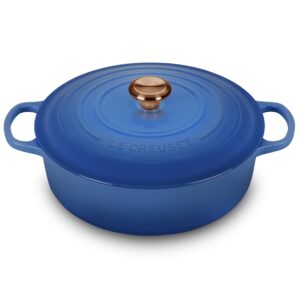 le creuset signature 6.75-quart round wide oven with copper knob - enameled cast iron (marseille)