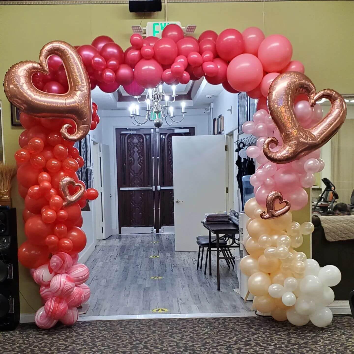 4 Pcs Huge Gradient Pink Heart Balloons 40 Inch Heart Shaped Balloons for Valentines Day Decorations Bridal Shower Wedding Party Decorations (Red,Pink)