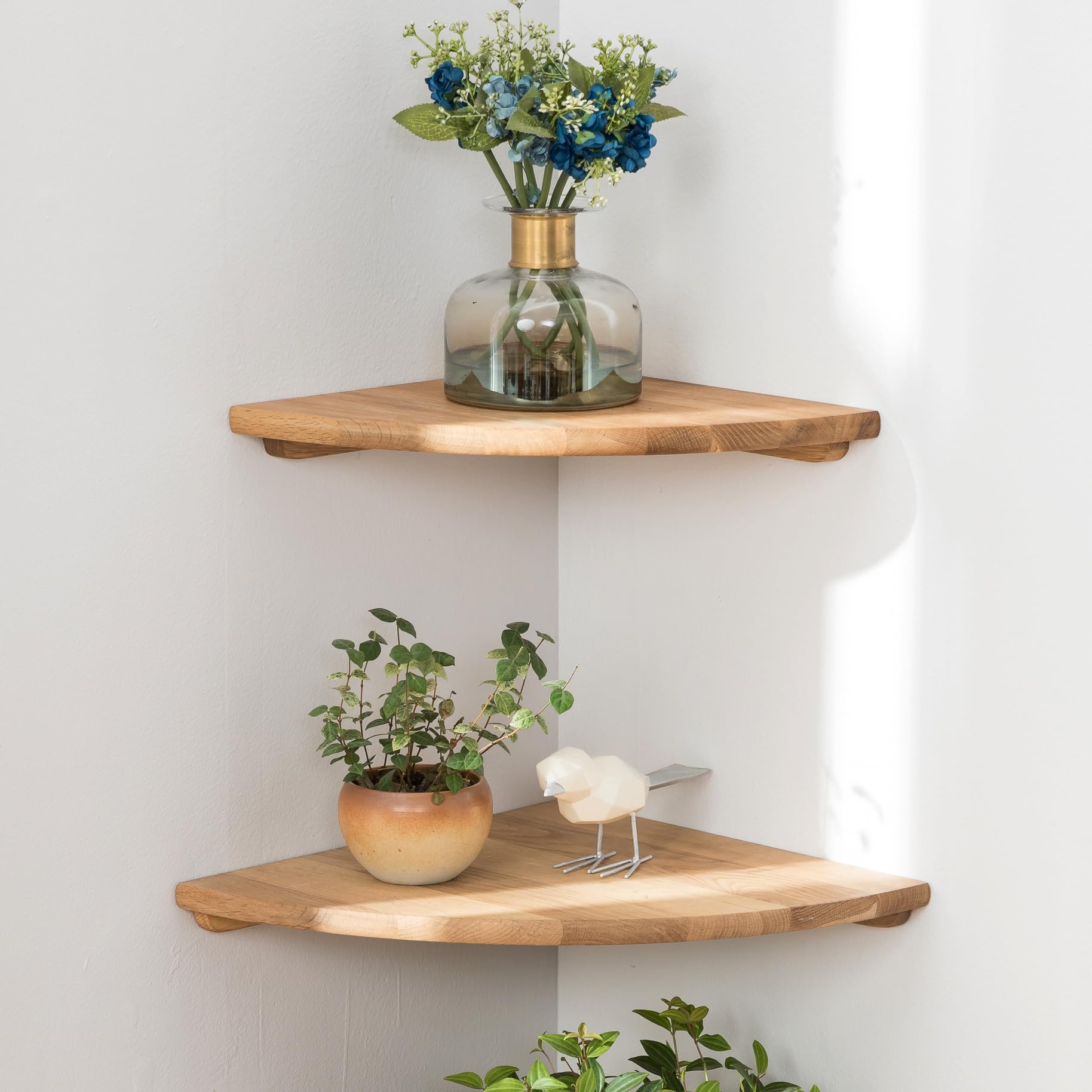 Corner Shelves, Floating Corner Shelf, Set of 2 7inch Solid Oak Wood Corner Wall Shelves, Round End Wall Mount Display Shelf with Wire Hole Shelving for Small Plant for Bedroom Kitchen, Living Room