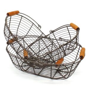 CVHOMEDECO. Oval Metal Wire Storage Baskets Rustic Egg Baskets with Wooden Handles Farmhouse Gathering Baskets. Rusty, Set of 3