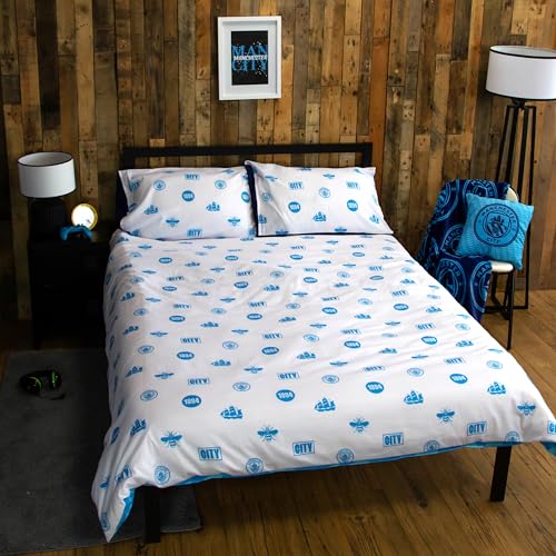 Character World Official Manchester City FC Double Duvet Cover Set, Crestcol Design | Blue Reversible 2 Sided Football Bedding Cover Official Merchandise Including Matching Pillow Cases