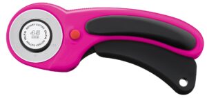 pink rotary cutter, 4.5 inch, made in japan, pink handle