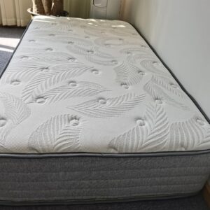 KOW 12 Inch Twin Mattress with Gel Memory Foam and Individually Pocket Innerspring Hybrid Medium Firm Twin Bed Mattress in a Box(12 in, Twin)