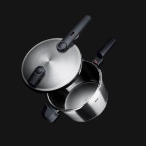 Fissler Vitaquick Premium Large Size 2 Piece Set, 4.2 Quart and 8.5 Quart Pressure Cooker