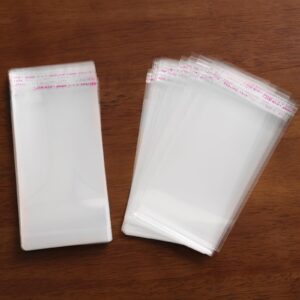 200 Pack Sealing Cellophane Bags - Clear Cookie Bags Resealable, Self Adhesive for Packaging Gifts, Cookies - Candy Bags, Jewelry Bags, Sample Bags - 3X5 Inch