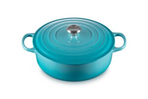 le creuset enameled cast iron signature round wide dutch oven, 6.75 qt., caribbean