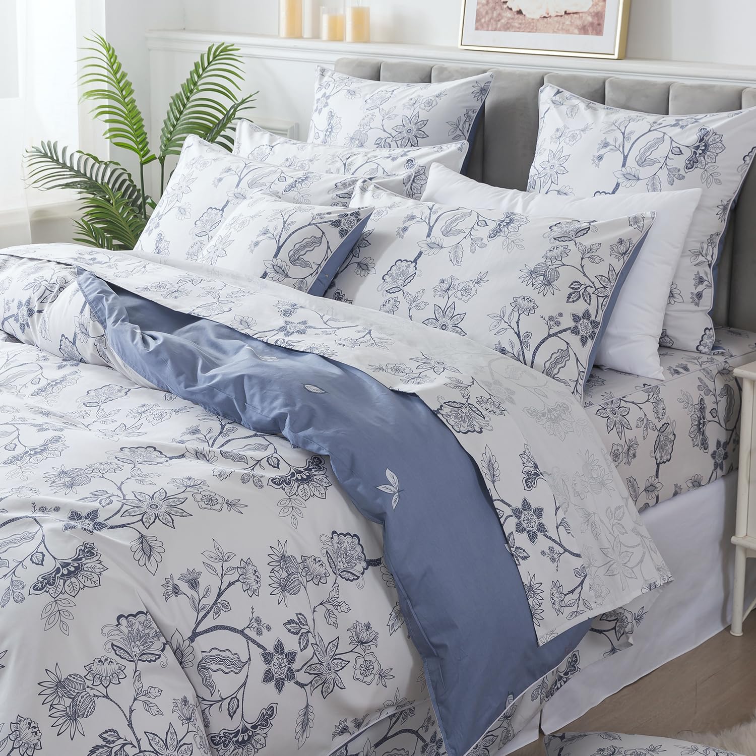 FADFAY 7 Piece 100% Cotton Light Blue Floral Bedding Set Queen Size Bed Sheet Set +Duvet Cover, Soft Toile Flower Complete Bedding(1 Duvet Cover, 1 Fitted Sheet, 1 Flat Sheet + 4 Pillowcase)