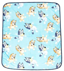 jay franco bluey and bingo 40 x 50 inch plush travel throw - kids super soft bedding