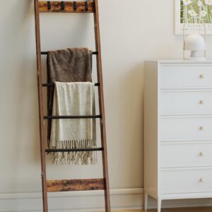 Hzuaneri Blanket Ladder Shelf for Living Room, Decorative Quilt Rack with 4 Removable Hooks, 6-Tier Farmhouse Ladder Holder Organizer for Bedroom, Rustic Brown BR31501B