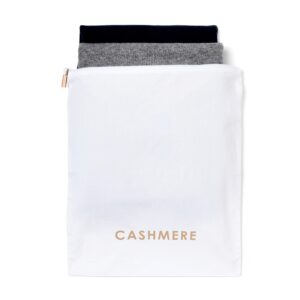 cashmere wool sweater storage bag pouch set with integrated cedar wood