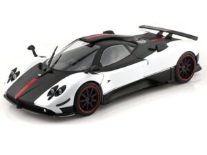 pagani zonda 5 cinque white and black 1/18 diecast model car by motormax 79158white