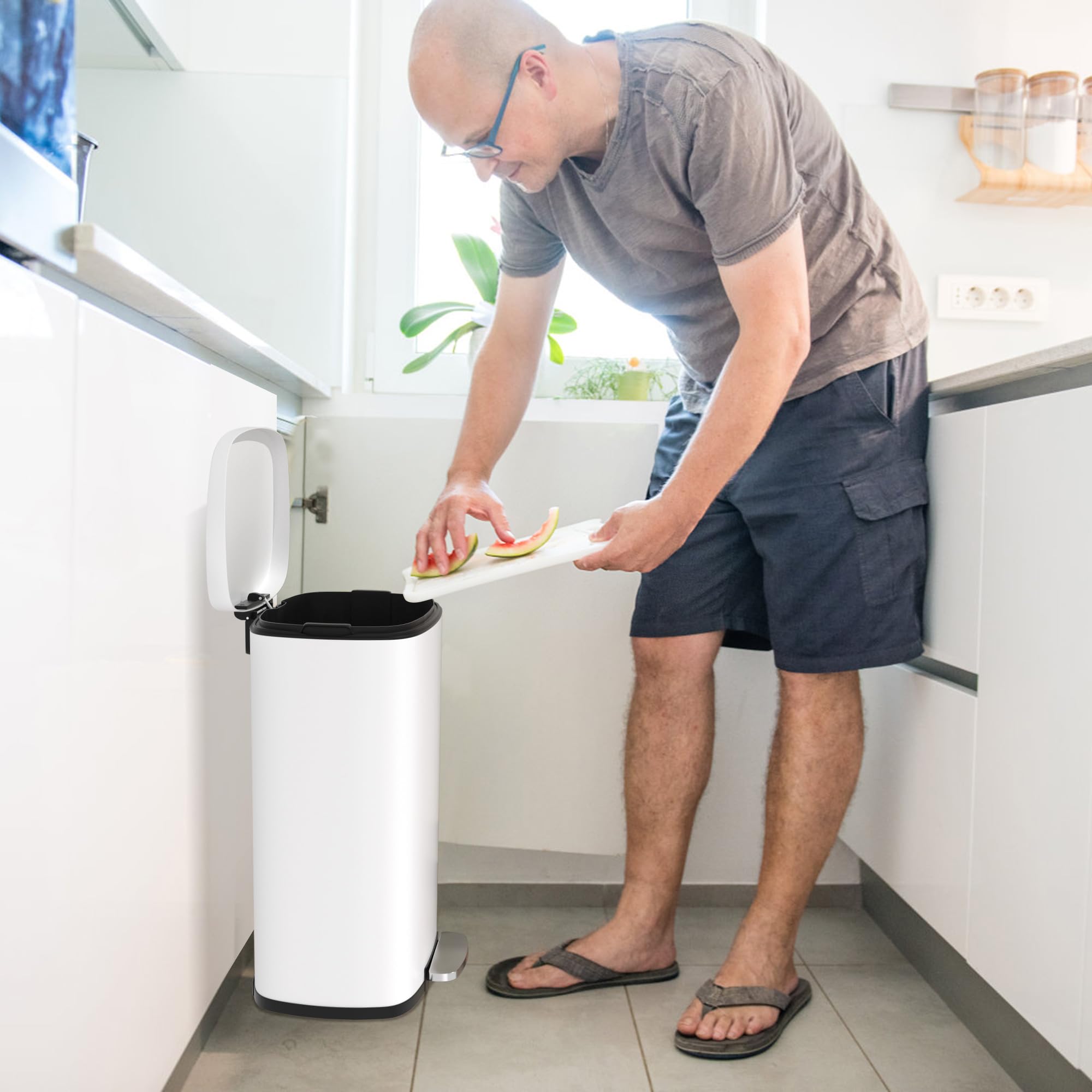 HWGEBY Stainless Steel Trash can 13 Gallon Kitchen Trash Can, Tall Kitchen Trash can, Foot Pedal and Inner Bucket, Fingerprint-Resistant Soft Close Lid Garbage Can, （White）