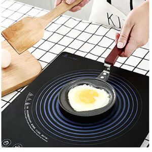 YIKANGHENG Mini Frying Pan, 4.8 Inch Heart Shape Iron Egg and Omelet Pan with Nonstick Coating for Kitchen and Outdoor of Fried Eggs, Cakes and Breads (Heart)