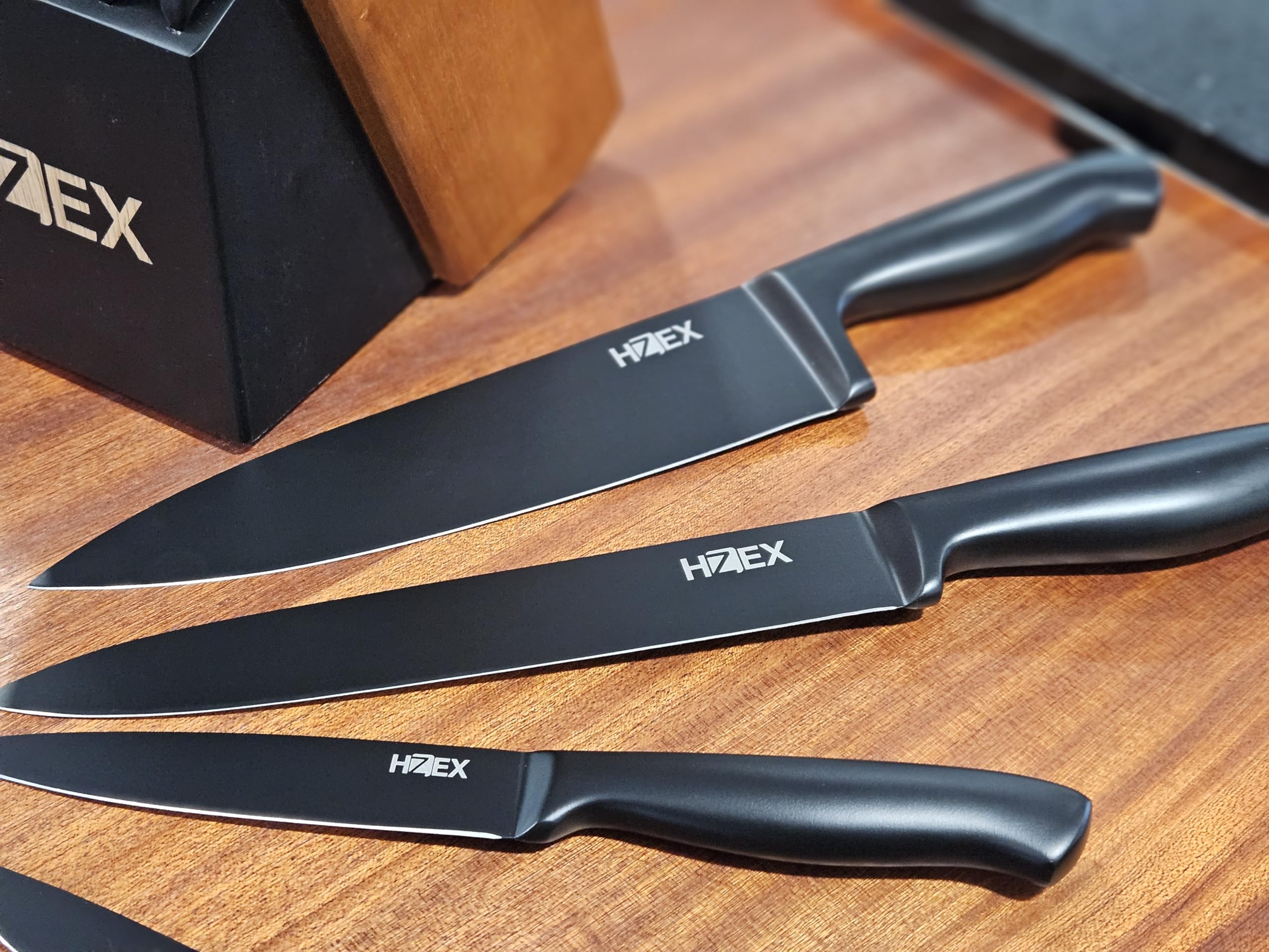 HZEX Premium Kitchen Knife Set, 13-Piece Knives Set in Block, Built-in Sharpener, High Carbon Stainless Steel Knives in Matte Black, Durable Chef's Butcher Steak Paring Utility Bread Knifes