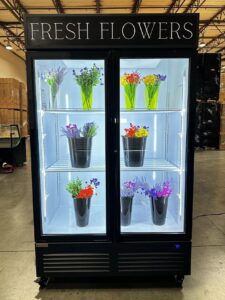 commercial flower display refrigerator floral fridge,glass door flower merchandiser beverage drink cooler with led light adjustable shelves,etl and nsf approval,42.5cu ft,47.2" wide,hinge