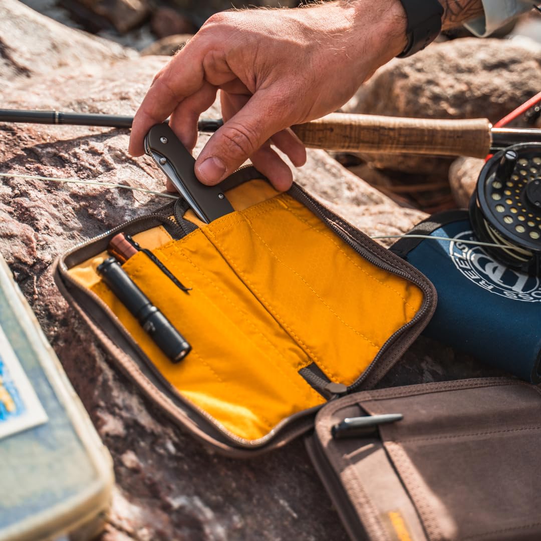 LOCHBY Quattro | Slim & Elegant Pen Pouch | Durable Waxed Canvas Lightly Padded for Fountain Pen & Mechanical Pencil | Compact Design Holds 4 Pens | For Everyday Carry, Travel & Creative Artists