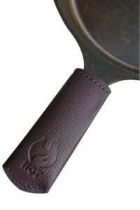 leather cast iron skillet pan handle cover (standard 4.5) thick leather heat resistant leather handle holder for cast iron skillets & pans (handmade)