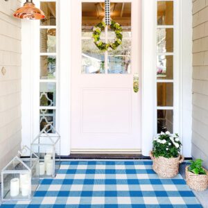 buffalo plaid outdoor rugs, 3'x5' blue and white checkered indoor outdoor area rug, layering rug for welcome door mat, washable cotton woven farmhouse mat for spring easter front porch décor