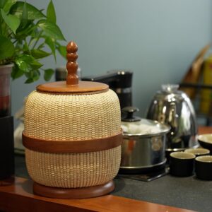 Nantucket Pot Belly Baskets Handmade Woven Rattan Circular Storage Basket with Lid, Decorative Organizer，Storage & Organization