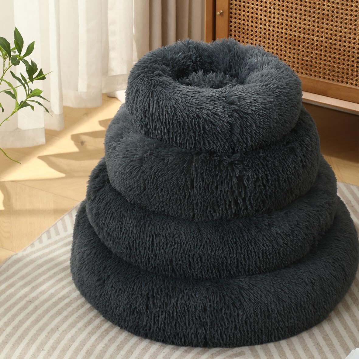 Hengruiyuan Cat Beds for Indoor Cats Plush Fluffy Round Donut Cat and Dog Cushion Bed for Small Medium Dogs and Cats Kittens Puppy Calming Dog Cat Bed for 3KG pet