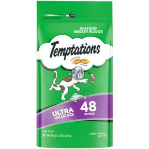 temptations classic crunchy and soft cat treats seafood medley flavor, 48 oz. pouch