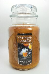 yankee candles co., spooky spider cider large jar candle,fresh scent