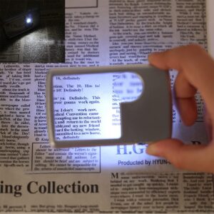 pocket magnifying glass 30x & 60x led lighted magnifier slide out magnifying glass handheld reading magnifier square magnifying loupe for jewelry stamps watches crafts textile (silver)