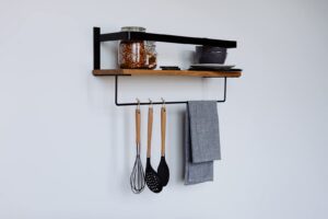 wood floating shelves with metal towel bar, oak kitchen wall storage towel rack, bathroom towel holder, wall mounted steel towel rack ethimo bold i