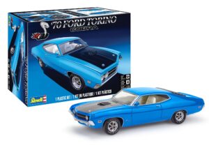 revell 14534 1970 ford torino cobra 1:25 scale 128-piece skill level 4 model car building kit