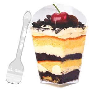 yunko 5oz square clear plastic dessert cups with lids and spoons, mini parfait cups for cheesecake, yogurt, jello, mousse, and snacks