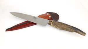 high durability handcrafted gaucho knife with ñandu nail handle, 420 mov stainless steel made in tandil argentina