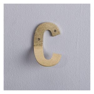 jeeij 1pcs 0-9 a-z brass numbers letter hook, nordic number wall decoration, wall golden coat hooks toilet sign hook (color : letter c)