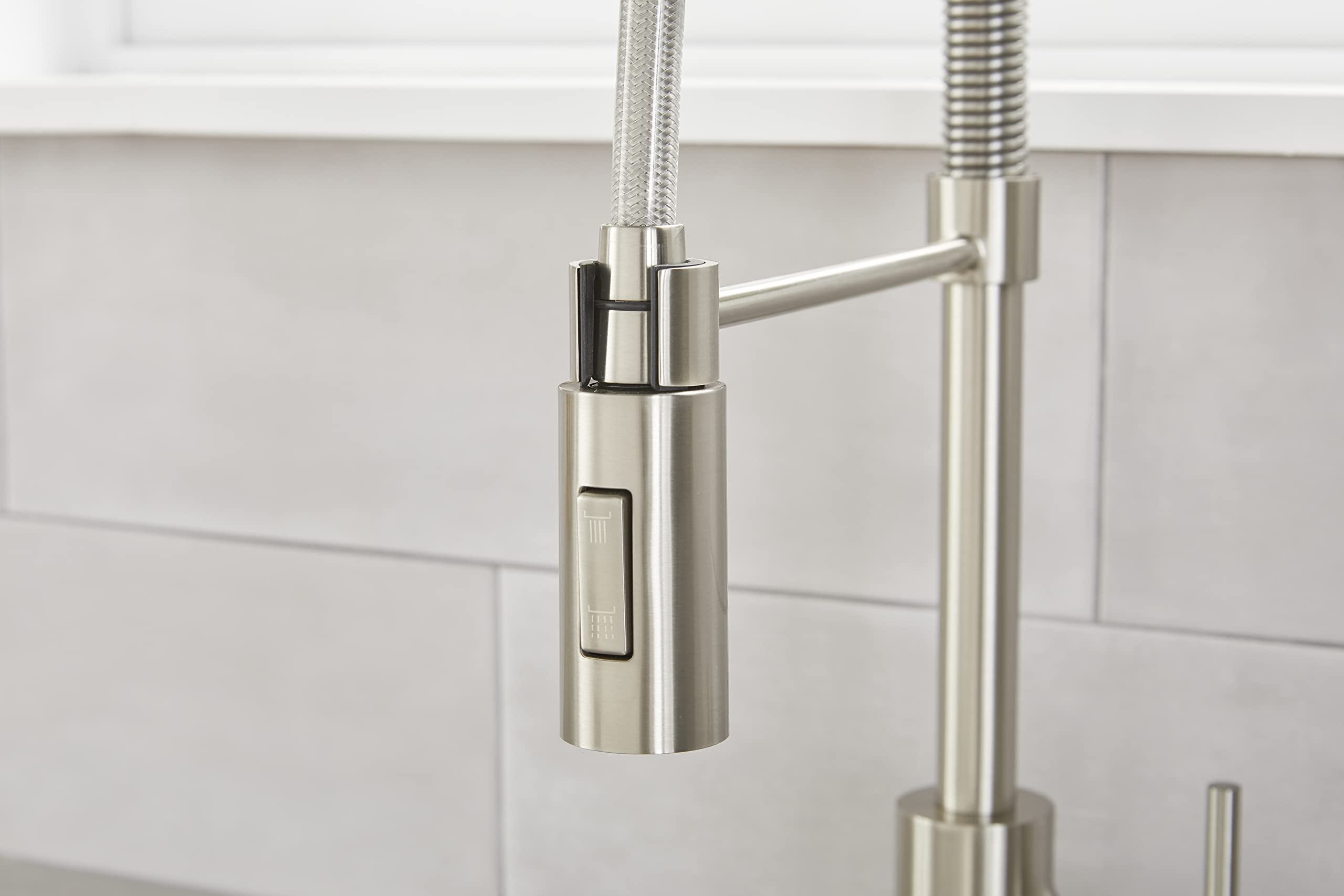 The Foodie 1H Pre-Rinse Kitchen Faucet 1.75gpm