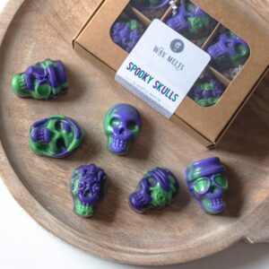 jarful house wax melts spooky skulls | strong home fragrance pumpkin + caramel + maple + peacan | pack of 6