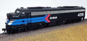 rapido ho emd e8a (dc/dcc/sound): amtrak - early black scheme: #4316