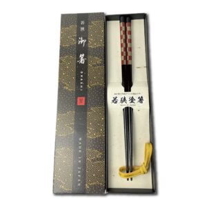 premium japanese chopsticks reusable [ made in japan ] traditional lacquer art wooden chopsticks (black(ym003))