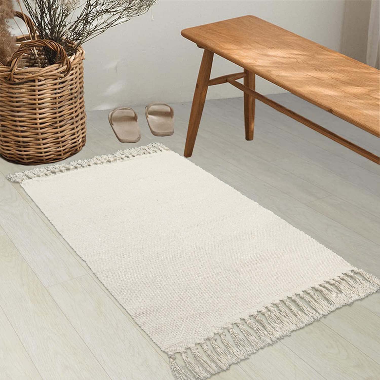 Seavish Boho Bathroom Rug with Tassel 2x3 Beige Washable Kitchen Rug, Small Cotton Woven Entryway Rug Reversible Low Profile Door Mat Modern Farmhouse Carpet Rug for Bedroom Laundry Room Dorm