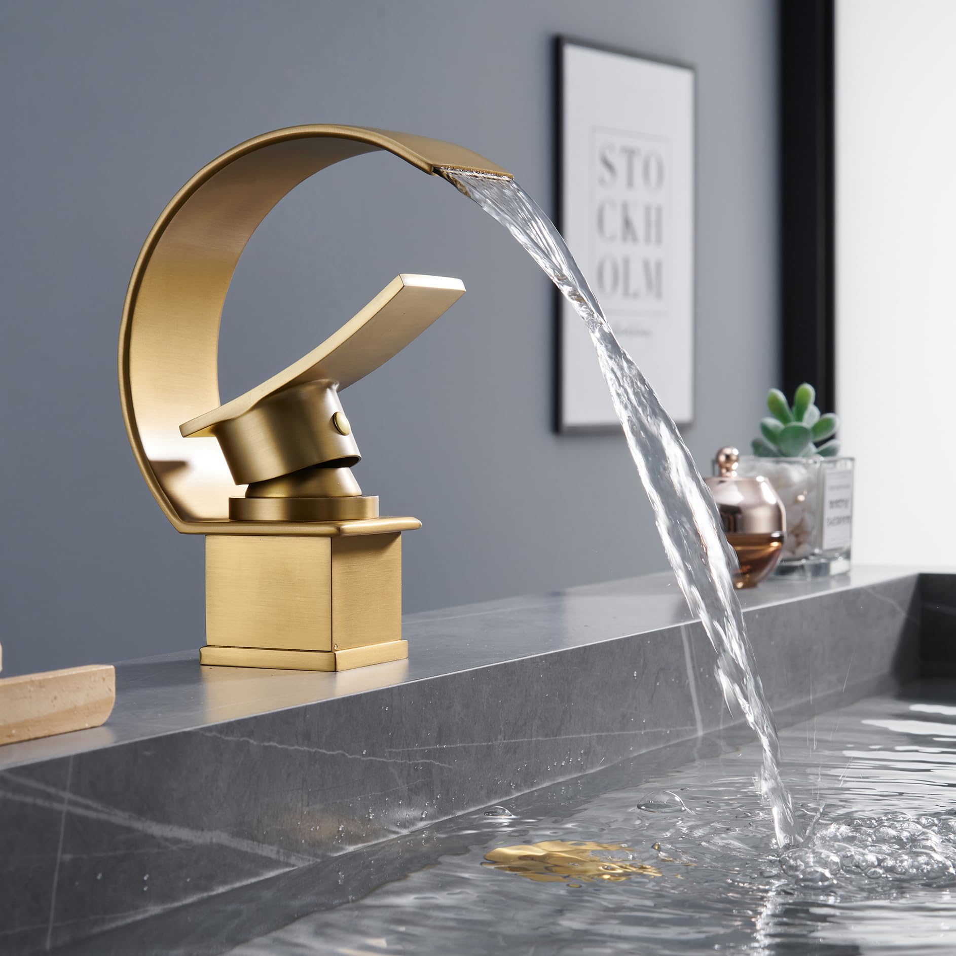 MONDAWE Faucet for Bathroom Sink, Waterfall Single Handle Vanity Faucet for Sink 1 Hole in Brushed Gold