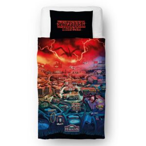 stranger things character world official single duvet cover | hawkins town map design, reversible easy care bedding 2 sided duvet quilt set with matching pillow case, multicolour print