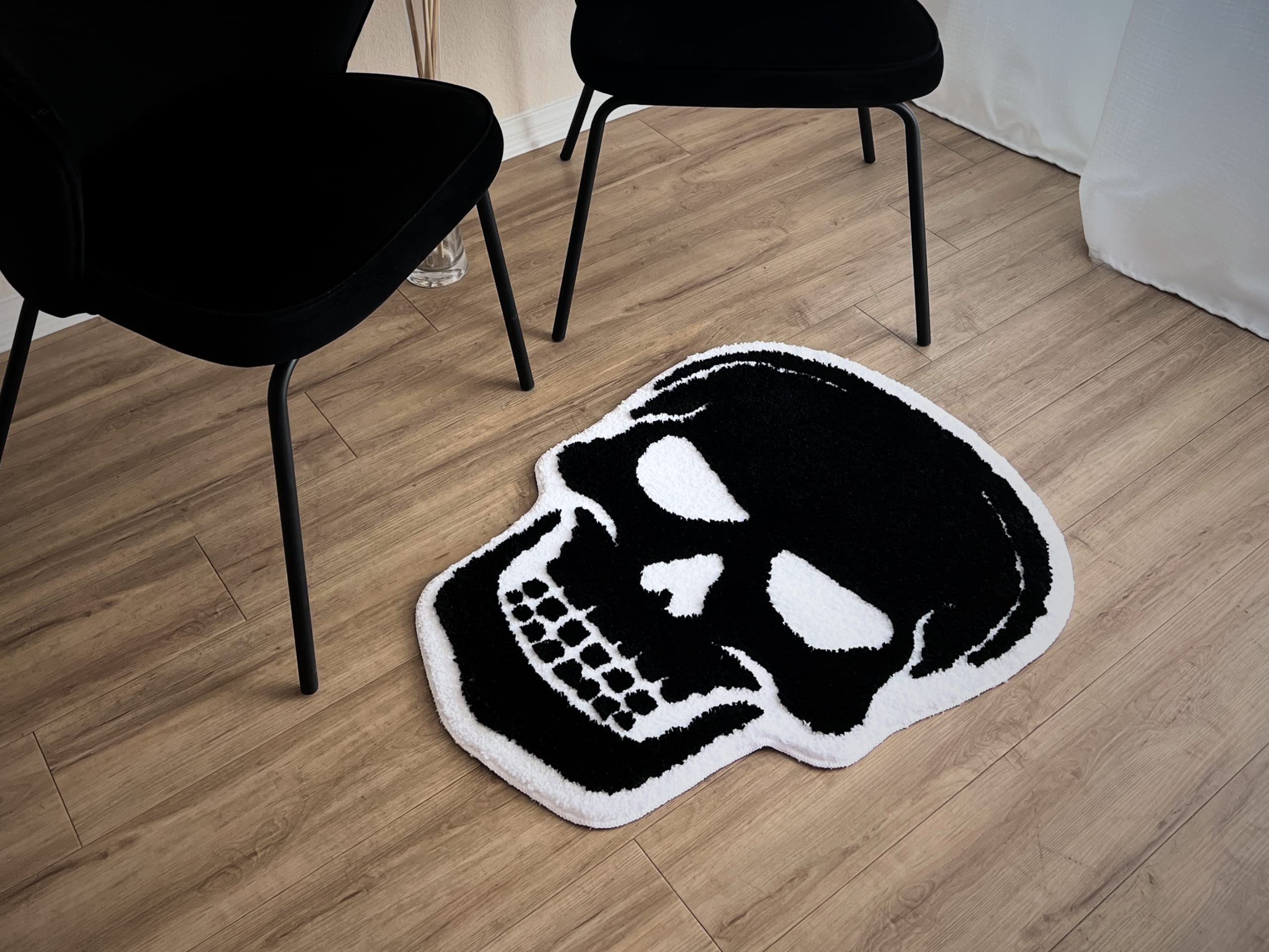 WITTIZA Skull Bath Mat - Skull Rug Gothic Decor - Skulls Halloween Bathroom Mats - Black Goth Home Decor for Bedroom Kitchen Room - Horror Witchy Rugs Bathmat Spooky Gift