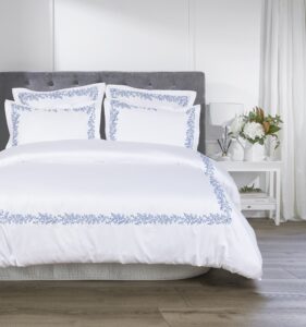 melange home floral embroidered duvet set full and queen size white sheet set 600 thread count 100% sateen cotton luxury hotel bedsheet - oeko tex certified deep pocket - blue embroidered piping